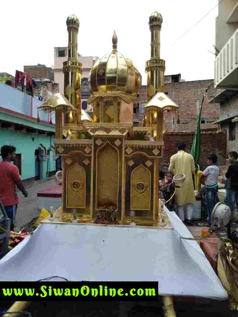 गाजे-बाजे के साथ निकाली शहर में ताजिया जुलूस