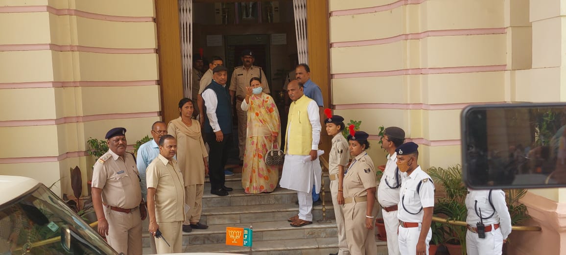 मुख्यमंत्री नीतीश के राज्यसभा जाने वाली बात पर बोलीं राबड़ी- उनको रोक ...